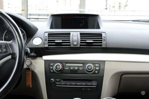 Black BMW 120 2008 in Vilnius, with an engine capacity of 2.00 L and mileage of 184 thousand km for 4490 €, photo 15 on AUTOMOTO.COM.LV