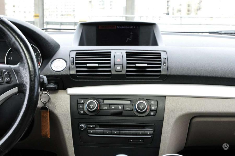 Black BMW 120 2008 in Vilnius, with an engine capacity of 2.00 L and mileage of 184 thousand km for 4490 €, photo 15 on AUTOMOTO.COM.LV