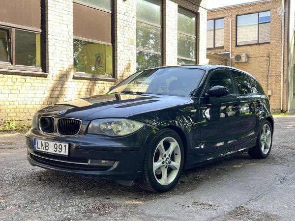 Black BMW 120 2008 in Prienai, with an engine capacity of 2.00 L and mileage of 335 thousand km for 3200 €, photo 8 on AUTOMOTO.COM.LV