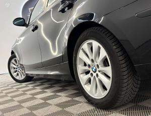 Melns BMW 120 2008 Marijampole, ar dzinēja tilpumu 2.00 L un nobraukumu 262 tūkst. km par 4750 €, foto 15 vietnē AUTOMOTO.COM.LV