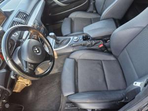 Black BMW 120 2008 in Kaunas, with an engine capacity of 2.00 L and mileage of 339 thousand km for 4350 €, photo 13 on AUTOMOTO.COM.LV