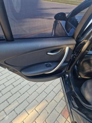 Black BMW 120 2008 in Kaunas, with an engine capacity of 2.00 L and mileage of 339 thousand km for 4350 €, photo 17 on AUTOMOTO.COM.LV