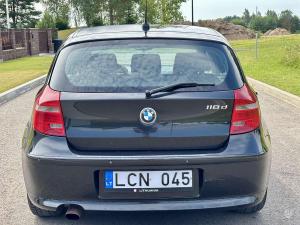 Black BMW 120 2008 in Vilnius, with an engine capacity of 2.00 L and mileage of 320 thousand km for 2500 €, photo 6 on AUTOMOTO.COM.LV