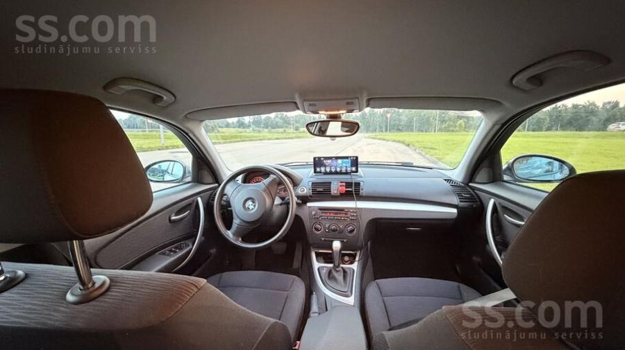 Black BMW 120 2008 in Ogre, with an engine capacity of 2.00 L and mileage of 247 thousand km for 4500 €, photo 8 on AUTOMOTO.COM.LV