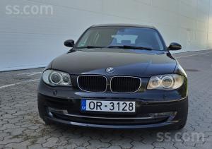 Black BMW 120 2008 in Riga, with an engine capacity of 2.00 L and mileage of 254 thousand km for 4995 €, photo 4 on AUTOMOTO.COM.LV