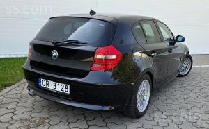 Black BMW 120 2008 in Riga, with an engine capacity of 2.00 L and mileage of 254 thousand km for 4995 €, photo 7 on AUTOMOTO.COM.LV