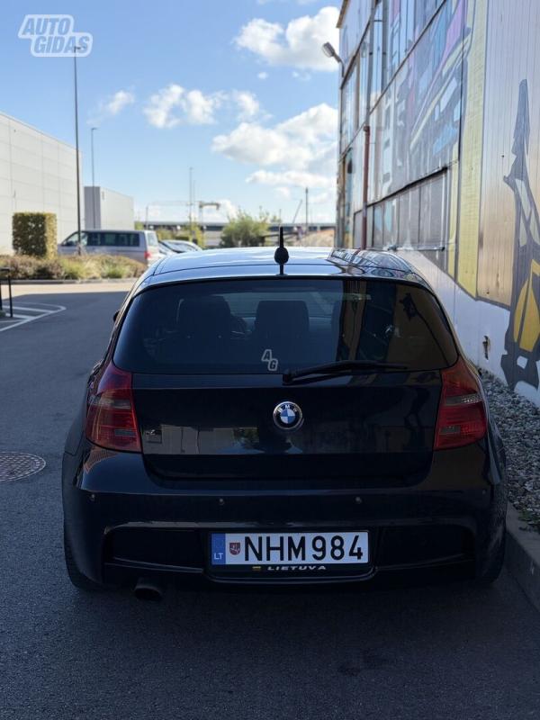 Melns BMW 120 2008 Viļņa, ar dzinēja tilpumu 2.00 L un nobraukumu 304 tūkst. km par 3100 €, foto 7 vietnē AUTOMOTO.COM.LV