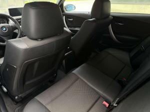 Melns BMW 120 2008 Šauļi, ar dzinēja tilpumu 2.00 L un nobraukumu 196 tūkst. km par 3999 €, foto 19 vietnē AUTOMOTO.COM.LV