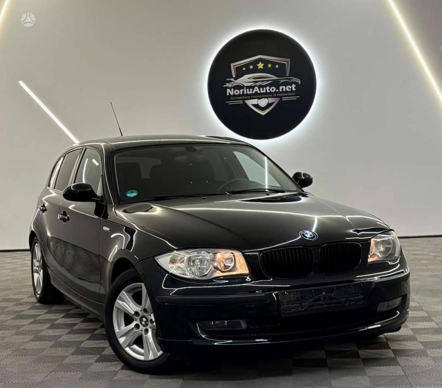 Black BMW 120 2008 in Marijampole, with an engine capacity of 2.00 L and mileage of 256 thousand km for 3250 €, photo 1 on AUTOMOTO.COM.LV