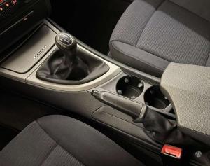 Black BMW 120 2008 in Marijampole, with an engine capacity of 2.00 L and mileage of 256 thousand km for 3250 €, photo 4 on AUTOMOTO.COM.LV