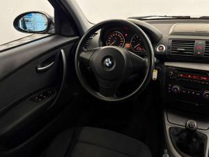 Black BMW 120 2008 in Marijampole, with an engine capacity of 2.00 L and mileage of 256 thousand km for 3250 €, photo 14 on AUTOMOTO.COM.LV