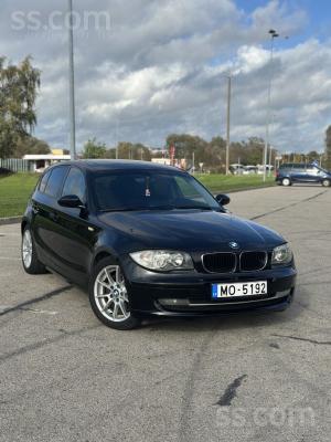 Black BMW 120 2008 in Riga, with an engine capacity of 2.00 L and mileage of 341 thousand km for 3000 €, photo  on AUTOMOTO.COM.LV