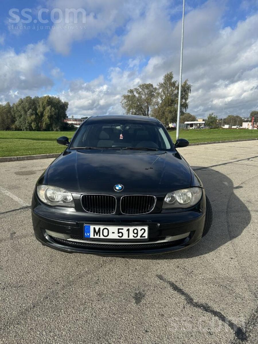 Melns BMW 120 2008 Rīga, ar dzinēja tilpumu 2.00 L un nobraukumu 341 tūkst. km par 3000 €, foto 3 vietnē AUTOMOTO.COM.LV