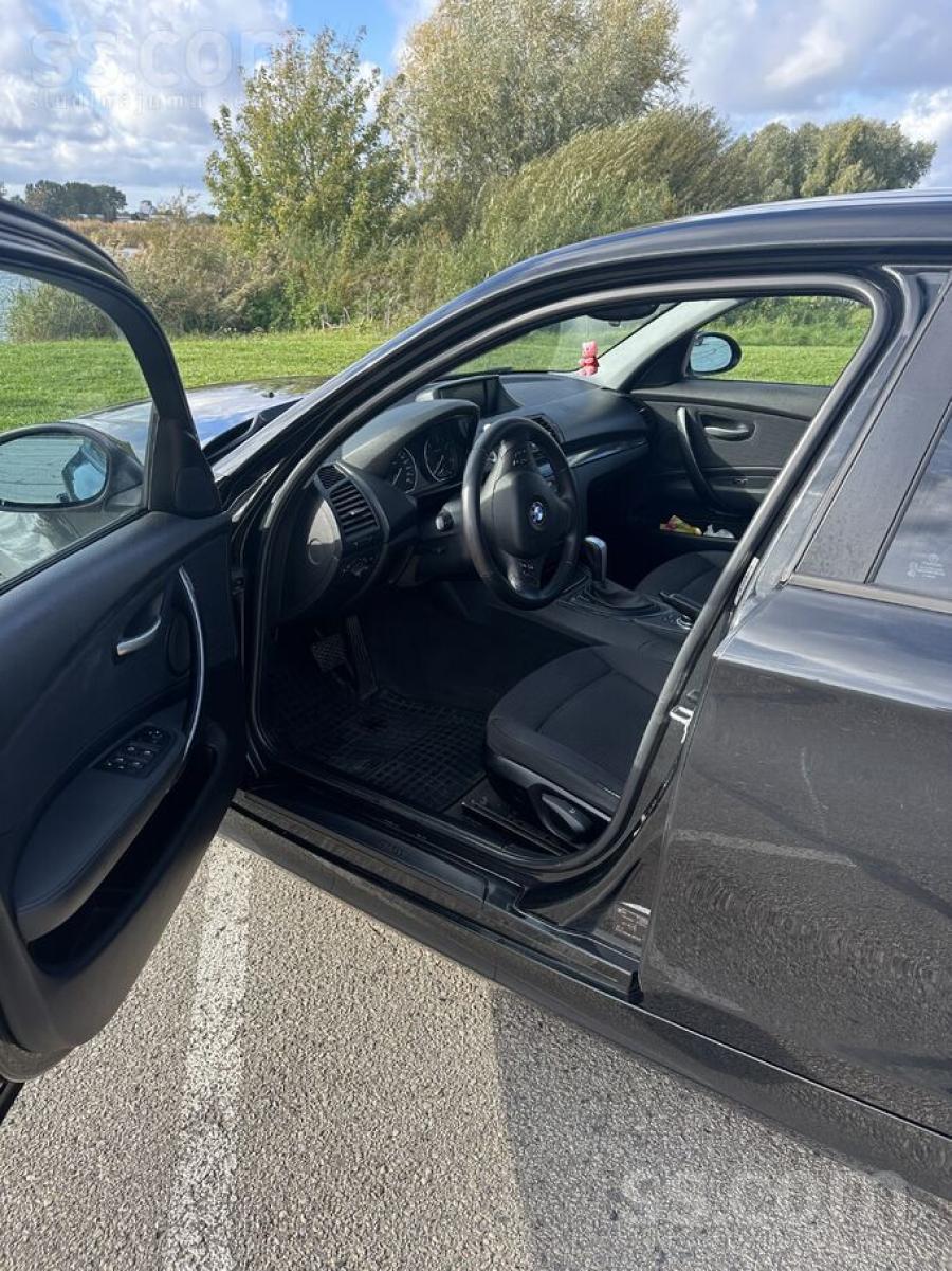 Melns BMW 120 2008 Rīga, ar dzinēja tilpumu 2.00 L un nobraukumu 341 tūkst. km par 3000 €, foto 14 vietnē AUTOMOTO.COM.LV