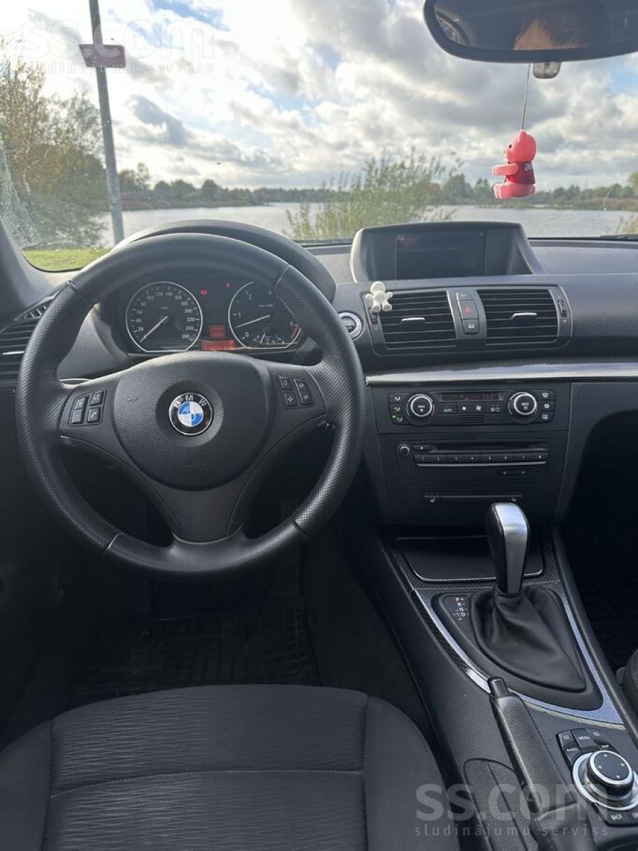 Melns BMW 120 2008 Rīga, ar dzinēja tilpumu 2.00 L un nobraukumu 341 tūkst. km par 3000 €, foto 19 vietnē AUTOMOTO.COM.LV