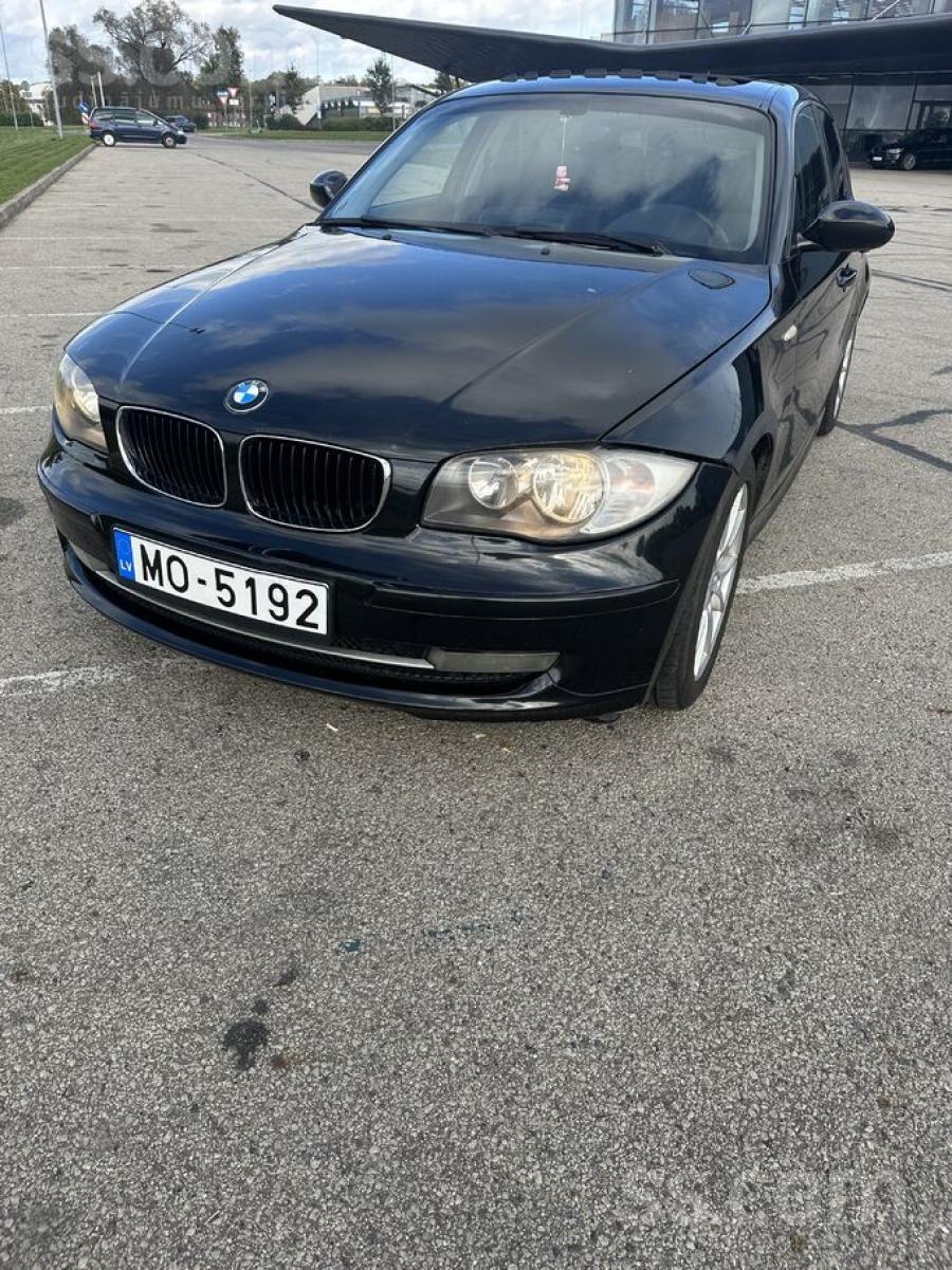 Melns BMW 120 2008 Rīga, ar dzinēja tilpumu 2.00 L un nobraukumu 341 tūkst. km par 3000 €, foto 23 vietnē AUTOMOTO.COM.LV