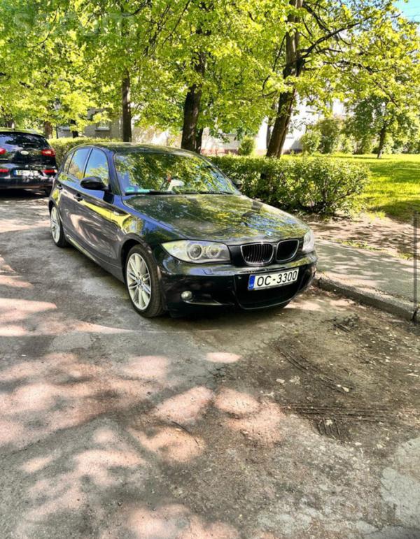 Melns BMW 120 2009 Rīga, ar dzinēja tilpumu 2.00 L un nobraukumu 202 tūkst. km par 6900 €, foto 4 vietnē AUTOMOTO.COM.LV