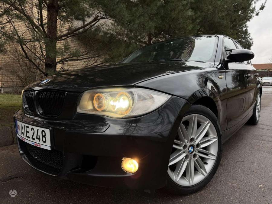 Melns BMW 120 2009 Kauņa, ar dzinēja tilpumu 2.00 L un nobraukumu 331 tūkst. km par 3950 €, foto 1 vietnē AUTOMOTO.COM.LV