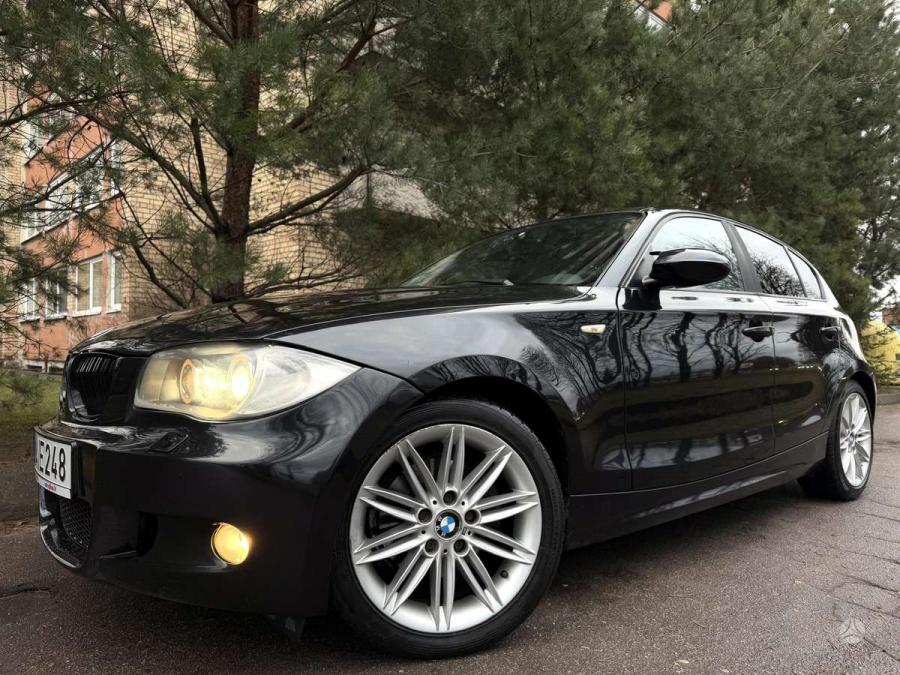 Melns BMW 120 2009 Kauņa, ar dzinēja tilpumu 2.00 L un nobraukumu 331 tūkst. km par 3950 €, foto 9 vietnē AUTOMOTO.COM.LV