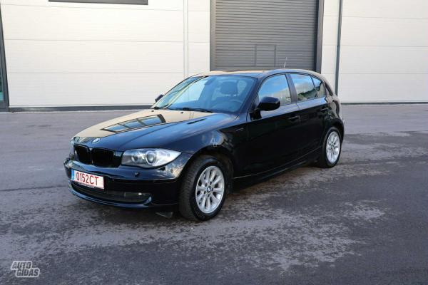 Melns BMW 120 2009 Kretinga, ar dzinēja tilpumu 2.00 L un nobraukumu 275 tūkst. km par 3250 €, foto 1 vietnē AUTOMOTO.COM.LV