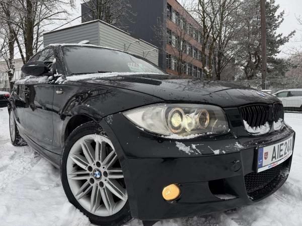 Black BMW 120 2009 in Kaunas, with an engine capacity of 2.00 L and mileage of 324 thousand km for 3850 €, photo 2 on AUTOMOTO.COM.LV