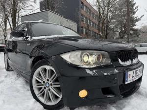 Black BMW 120 2009 in Kaunas, with an engine capacity of 2.00 L and mileage of 324 thousand km for 3850 €, photo 2 on AUTOMOTO.COM.LV