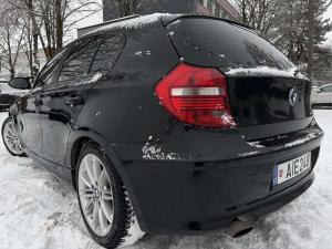 Black BMW 120 2009 in Kaunas, with an engine capacity of 2.00 L and mileage of 324 thousand km for 3850 €, photo 3 on AUTOMOTO.COM.LV
