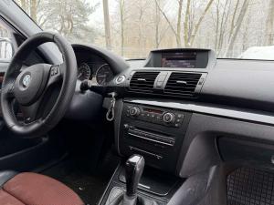 Black BMW 120 2009 in Kaunas, with an engine capacity of 2.00 L and mileage of 324 thousand km for 3850 €, photo 9 on AUTOMOTO.COM.LV