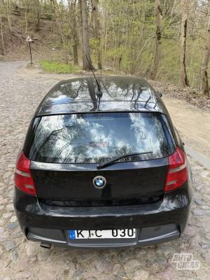 Black BMW 120 2009 in Vilnius, with an engine capacity of 1.80 L and mileage of 279 thousand km for 3555 €, photo 3 on AUTOMOTO.COM.LV