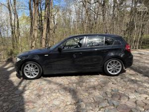 Black BMW 120 2009 in Vilnius, with an engine capacity of 1.80 L and mileage of 279 thousand km for 3555 €, photo 6 on AUTOMOTO.COM.LV