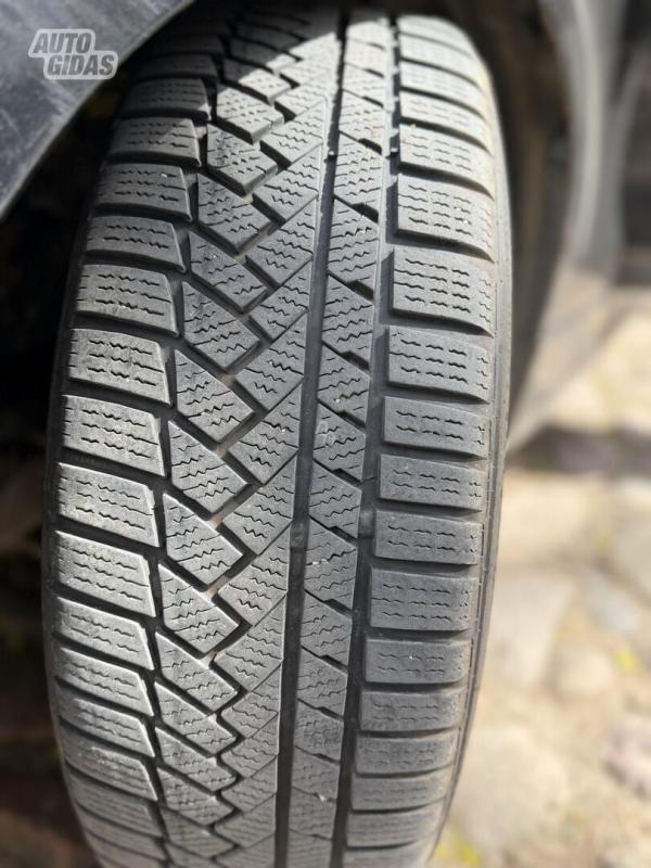 Melns BMW 120 2009 Viļņa, ar dzinēja tilpumu 1.80 L un nobraukumu 279 tūkst. km par 3555 €, foto 9 vietnē AUTOMOTO.COM.LV