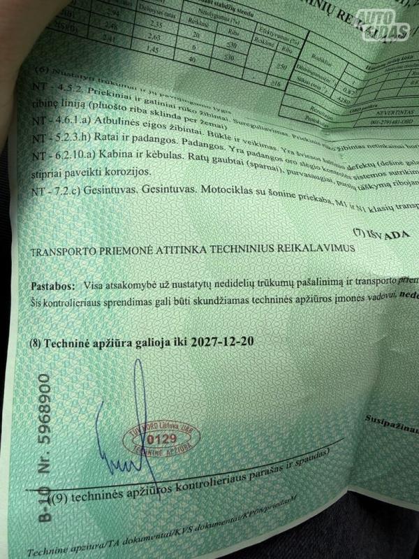 Melns BMW 120 2009 Viļņa, ar dzinēja tilpumu 1.80 L un nobraukumu 279 tūkst. km par 3555 €, foto 10 vietnē AUTOMOTO.COM.LV