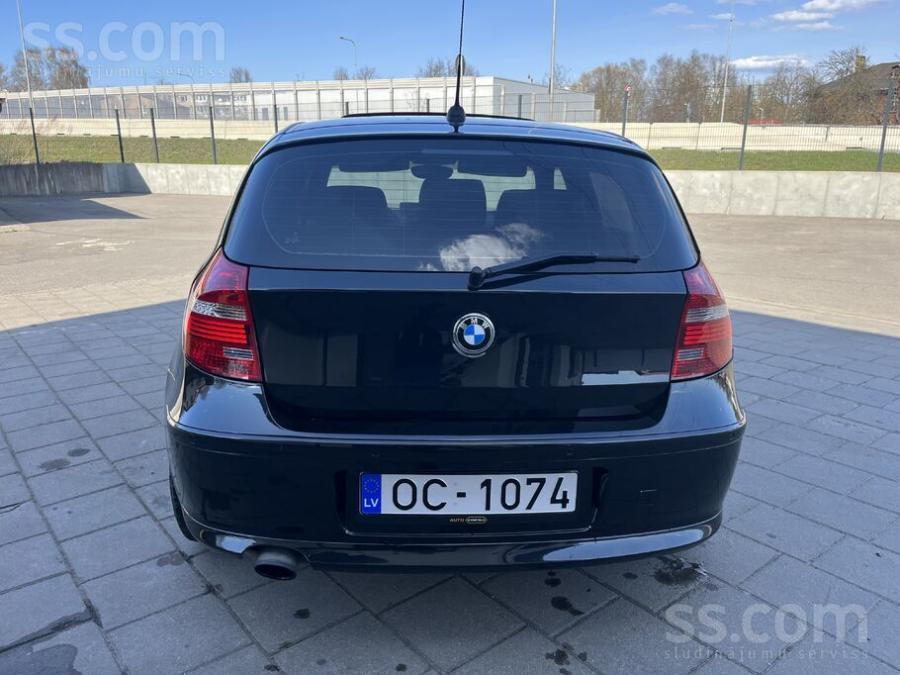 Black BMW 120 2009 in Riga, with an engine capacity of 2.00 L and mileage of 0 thousand km for 4490 €, photo 7 on AUTOMOTO.COM.LV