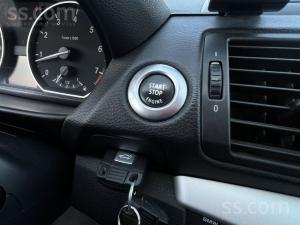 Black BMW 120 2009 in Riga, with an engine capacity of 2.00 L and mileage of 0 thousand km for 4490 €, photo 22 on AUTOMOTO.COM.LV