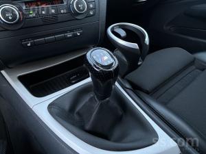 Black BMW 120 2009 in Riga, with an engine capacity of 2.00 L and mileage of 0 thousand km for 4490 €, photo 23 on AUTOMOTO.COM.LV