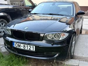 Black BMW 120 2009 in Bauska, with an engine capacity of 2.00 L and mileage of 290 thousand km for 3800 €, photo 19 on AUTOMOTO.COM.LV
