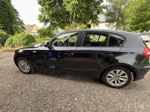 Melns BMW 120 2009 Kaišiadorys, ar dzinēja tilpumu 2.00 L un nobraukumu 271 tūkst. km par 2300 €, foto 4 vietnē AUTOMOTO.COM.LV
