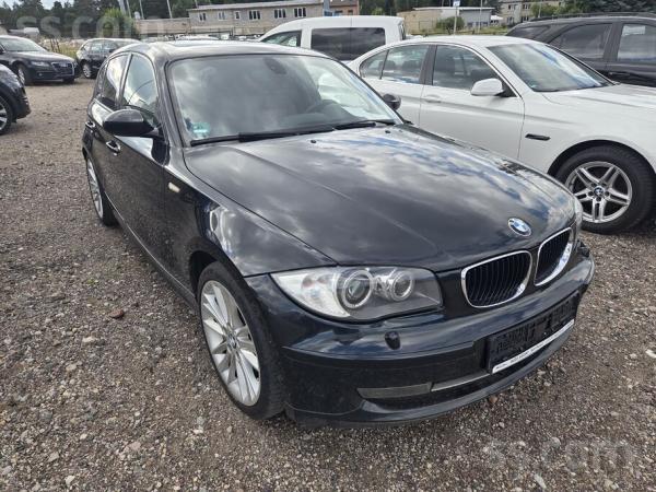 Melns BMW 120 2009 Bauska, ar dzinēja tilpumu 2.00 L un nobraukumu 272 tūkst. km par 5490 €, foto 1 vietnē AUTOMOTO.COM.LV