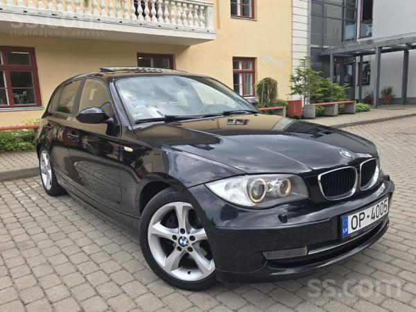 Black BMW 120 2009 in Bauska, with an engine capacity of 2.00 L and mileage of 289 thousand km for 4790 €, photo 1 on AUTOMOTO.COM.LV