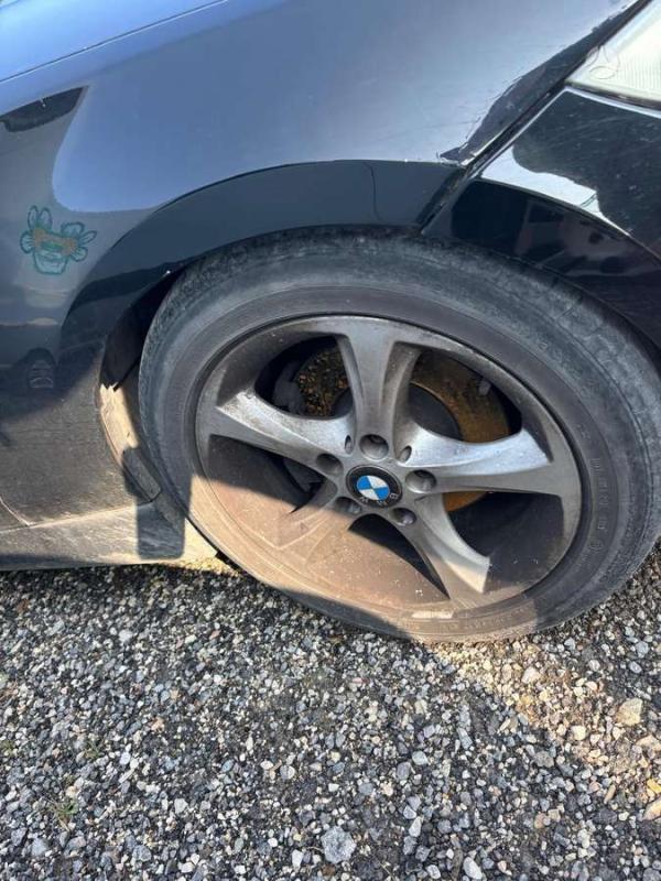 Melns BMW 120 2009 Telšiai, ar dzinēja tilpumu 2.00 L un nobraukumu 261 tūkst. km par 1800 €, foto 6 vietnē AUTOMOTO.COM.LV
