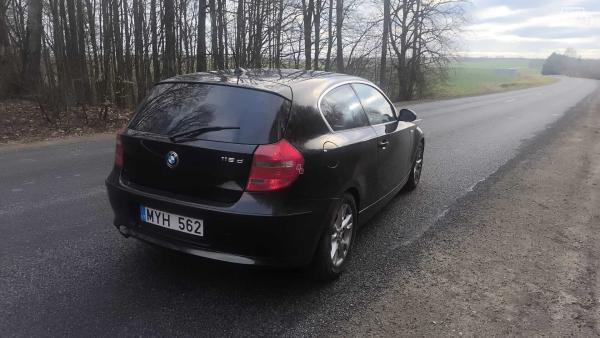 Melns BMW 120 2010 Vilkaviškis, ar dzinēja tilpumu 2.00 L un nobraukumu 342 tūkst. km par 2550 €, foto 3 vietnē AUTOMOTO.COM.LV