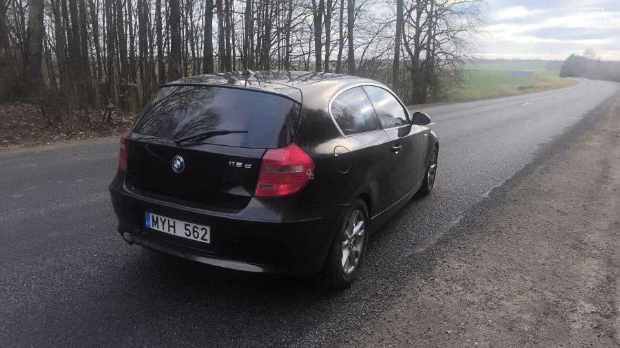 Melns BMW 120 2010 Vilkaviškis, ar dzinēja tilpumu 2.00 L un nobraukumu 342 tūkst. km par 2550 €, foto 3 vietnē AUTOMOTO.COM.LV