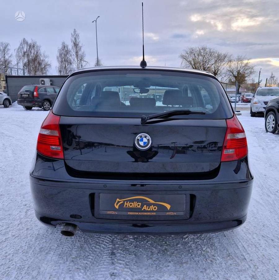 Black BMW 120 2010 in Marijampole, with an engine capacity of 2.00 L and mileage of 298 thousand km for 5800 €, photo 13 on AUTOMOTO.COM.LV
