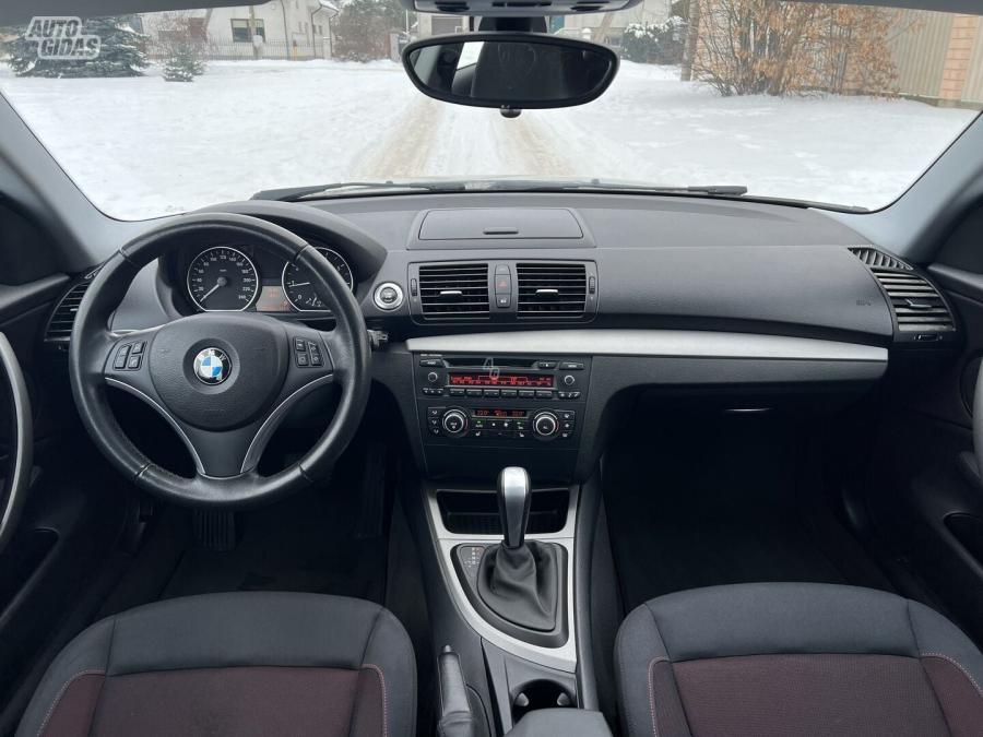 Melns BMW 120 2010 Viļņa, ar dzinēja tilpumu 2.00 L un nobraukumu 218 tūkst. km par 4350 €, foto 13 vietnē AUTOMOTO.COM.LV