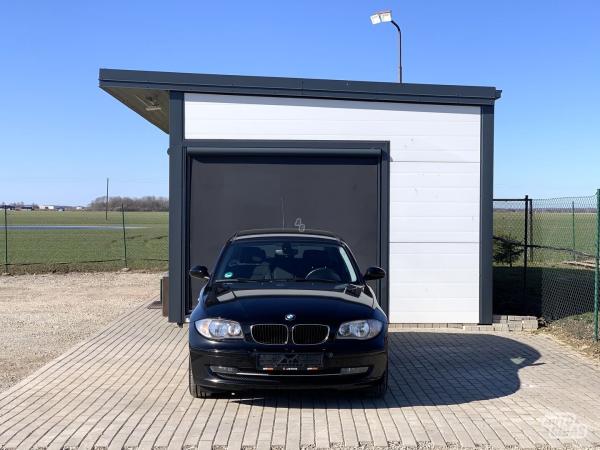 Black BMW 120 2010 in Kaunas, with an engine capacity of 2.00 L and mileage of 301 thousand km for 3999 €, photo 6 on AUTOMOTO.COM.LV