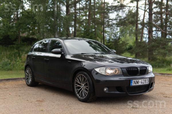 Melns BMW 120 2010 Talsi, ar dzinēja tilpumu 2.00 L un nobraukumu 230 tūkst. km par 3990 €, foto 1 vietnē AUTOMOTO.COM.LV
