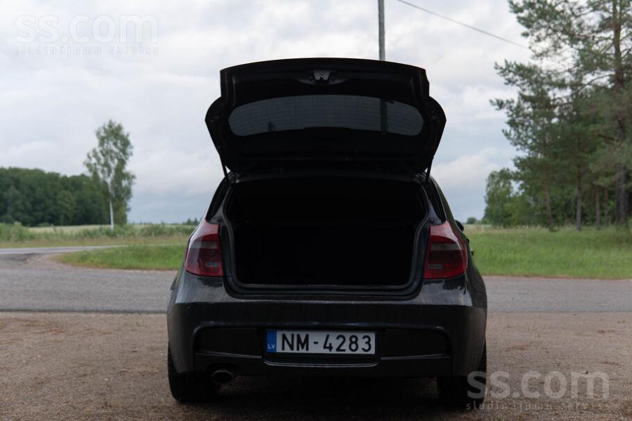 Melns BMW 120 2010 Talsi, ar dzinēja tilpumu 2.00 L un nobraukumu 230 tūkst. km par 3990 €, foto 8 vietnē AUTOMOTO.COM.LV