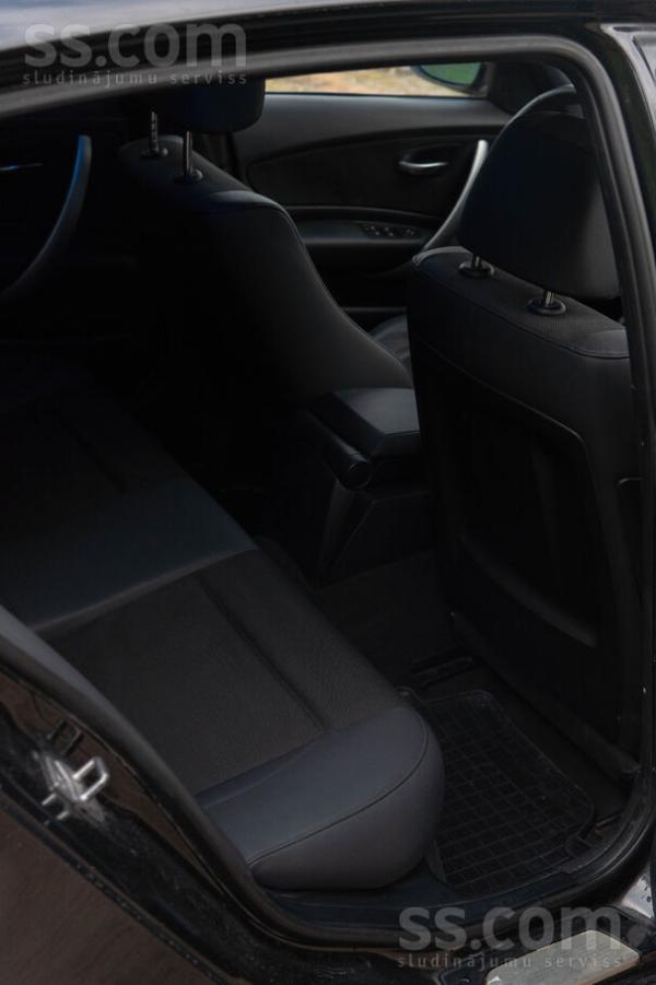 Melns BMW 120 2010 Talsi, ar dzinēja tilpumu 2.00 L un nobraukumu 230 tūkst. km par 3990 €, foto 9 vietnē AUTOMOTO.COM.LV