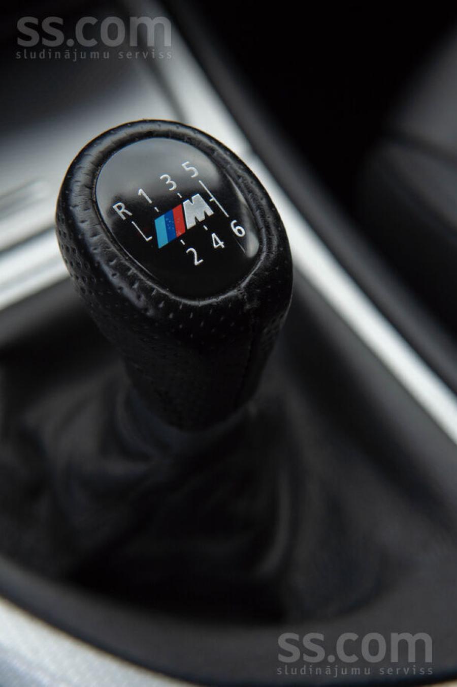 Melns BMW 120 2010 Talsi, ar dzinēja tilpumu 2.00 L un nobraukumu 230 tūkst. km par 3990 €, foto 16 vietnē AUTOMOTO.COM.LV