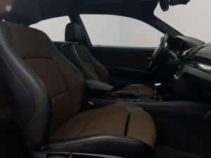 Melns BMW 120 2010 Viļņa, ar dzinēja tilpumu 2.00 L un nobraukumu 180 tūkst. km par 3500 €, foto 9 vietnē AUTOMOTO.COM.LV